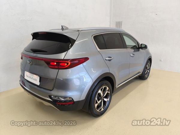 Grey Kia Sportage 2019 in Rakvere, with an engine capacity of 1.60 L and mileage of 106 thousand km for 14990 €, photo 3 on AUTOMOTO.COM.LV