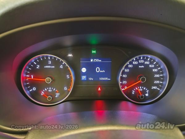 Grey Kia Sportage 2019 in Rakvere, with an engine capacity of 1.60 L and mileage of 106 thousand km for 14990 €, photo 10 on AUTOMOTO.COM.LV