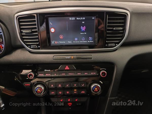 Grey Kia Sportage 2019 in Rakvere, with an engine capacity of 1.60 L and mileage of 106 thousand km for 14990 €, photo 11 on AUTOMOTO.COM.LV