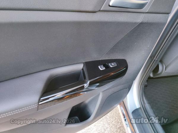 Киа Sportage 2020 в Тарту на AUTOMOTO.COM.LV Серый Киа Sportage 2020 в Тарту, объемом двигателя 1.60 л и пробегом 119 тыс. км за 16990 €, фото 8 на AUTOMOTO.COM.LV