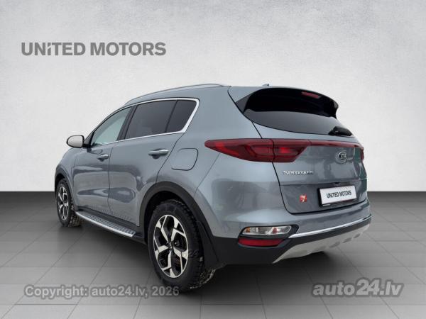 Pelēks Kia Sportage 2021 Jehvi, ar dzinēja tilpumu 1.60 L un nobraukumu 70 tūkst. km par 18900 €, foto 3 vietnē AUTOMOTO.COM.LV