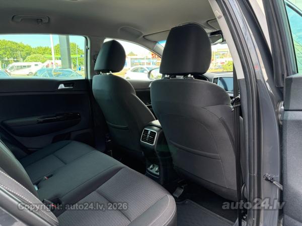 Pelēks Kia Sportage 2022 Tallina, ar dzinēja tilpumu 1.60 L un nobraukumu 133 tūkst. km par 16900 €, foto 5 vietnē AUTOMOTO.COM.LV