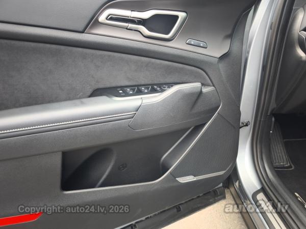 Pelēks Kia Sportage 2026 Tallina, ar dzinēja tilpumu 1.60 L un nobraukumu 4 tūkst. km par 43900 €, foto 10 vietnē AUTOMOTO.COM.LV