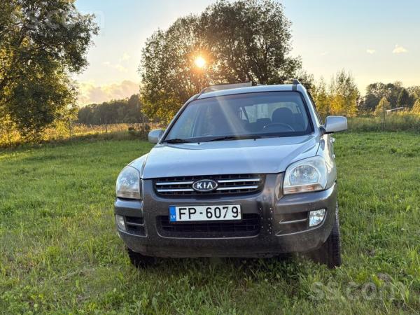 Серый Киа Sportage 2005 в Валмиера, объемом двигателя 2.00 л и пробегом 240 тыс. км за 1200 €, фото 5 на AUTOMOTO.COM.LV