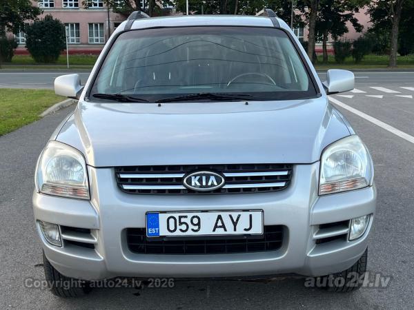Grey Kia Sportage 2007 in Narva, with an engine capacity of 2.00 L and mileage of 189 thousand km for 1499 €, photo 3 on AUTOMOTO.COM.LV