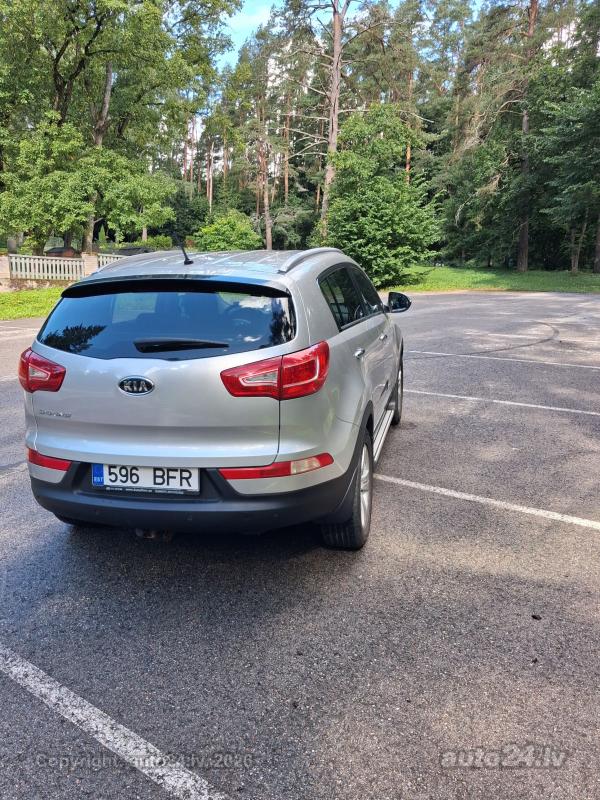 Grey Kia Sportage 2011 in Rakvere, with an engine capacity of 2.00 L and mileage of 108 thousand km for 7500 €, photo 7 on AUTOMOTO.COM.LV