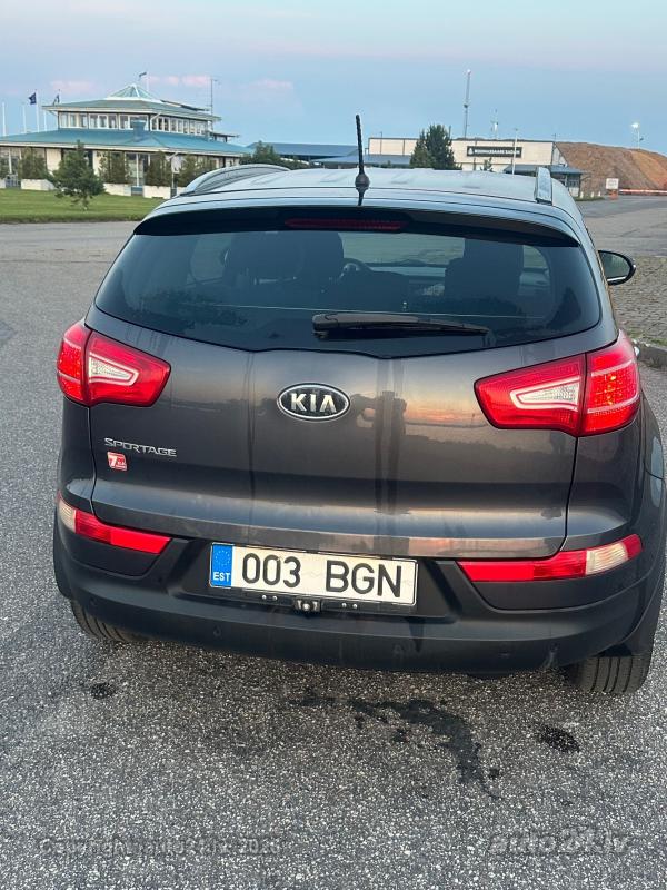 Серый Киа Sportage 2012 в Таллин, объемом двигателя 2.00 л и пробегом 131 тыс. км за 8690 €, фото 2 на AUTOMOTO.COM.LV