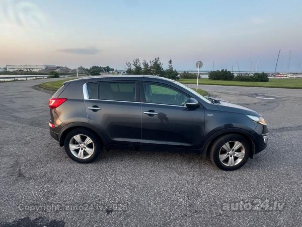 Серый Киа Sportage 2012 в Таллин, объемом двигателя 2.00 л и пробегом 131 тыс. км за 8690 €, фото 3 на AUTOMOTO.COM.LV