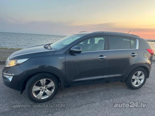 Серый Киа Sportage 2012 в Таллин, объемом двигателя 2.00 л и пробегом 131 тыс. км за 8690 €, фото 4 на AUTOMOTO.COM.LV