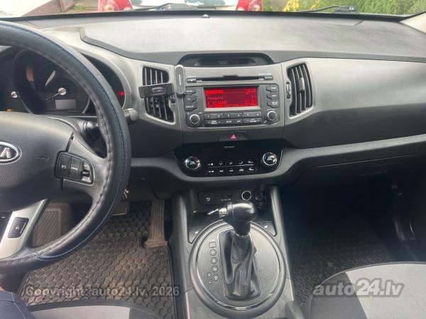 Серый Киа Sportage 2012 в Таллин, объемом двигателя 2.00 л и пробегом 131 тыс. км за 8690 €, фото 9 на AUTOMOTO.COM.LV