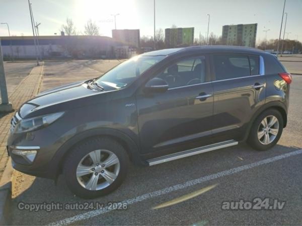 Pelēks Kia Sportage 2013 Tartu, ar dzinēja tilpumu 2.00 L un nobraukumu 162 tūkst. km par 7000 €, foto 2 vietnē AUTOMOTO.COM.LV