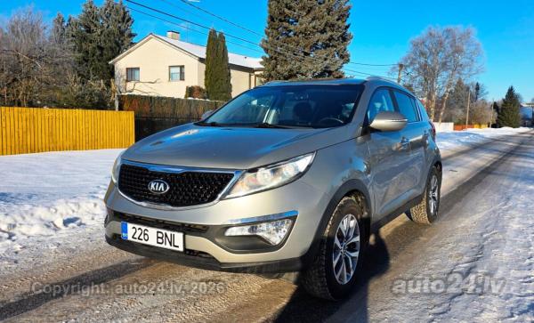 Grey Kia Sportage 2015 in Tallinn, with an engine capacity of 1.60 L and mileage of 96 thousand km for 9400 €, photo 1 on AUTOMOTO.COM.LV