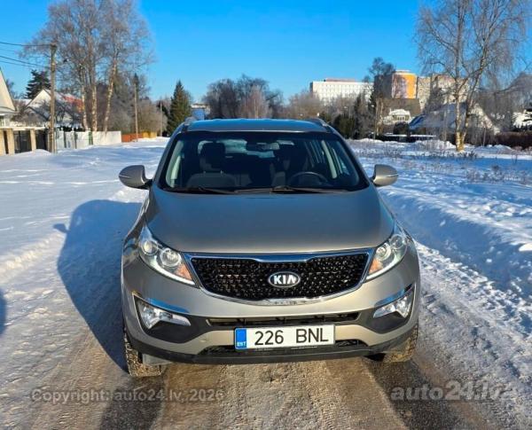 Grey Kia Sportage 2015 in Tallinn, with an engine capacity of 1.60 L and mileage of 96 thousand km for 9400 €, photo 7 on AUTOMOTO.COM.LV