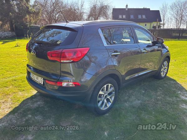 Pelēks Kia Sportage 2015 Tallina, ar dzinēja tilpumu 2.00 L un nobraukumu 175 tūkst. km par 9300 €, foto 7 vietnē AUTOMOTO.COM.LV