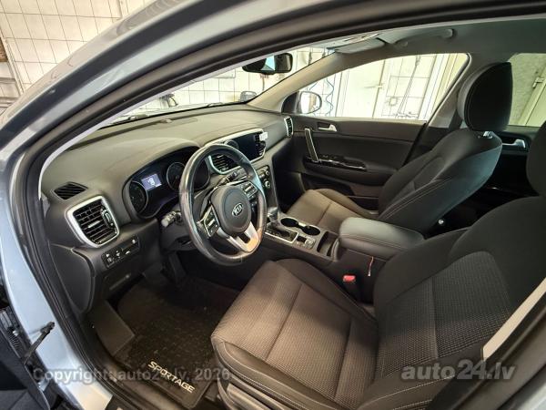 Pelēks Kia Sportage 2021 Tallina, ar dzinēja tilpumu 1.60 L un nobraukumu 110 tūkst. km par 18000 €, foto 5 vietnē AUTOMOTO.COM.LV