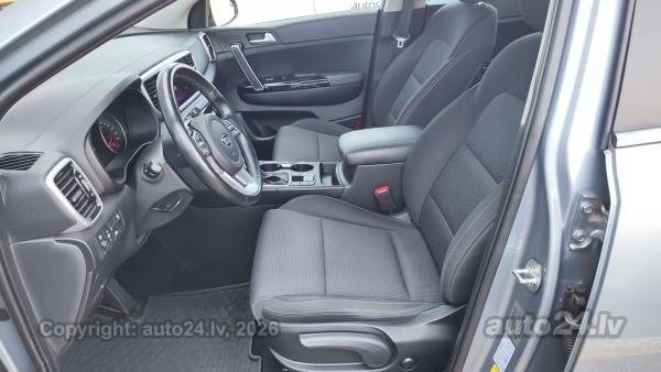 Grey Kia Sportage 2021 in Tartu, with an engine capacity of 1.60 L and mileage of 82 thousand km for 18990 €, photo 9 on AUTOMOTO.COM.LV