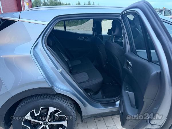 Серый Киа Sportage 2022 в Таллин, объемом двигателя 1.60 л и пробегом 63 тыс. км за 21999 €, фото 5 на AUTOMOTO.COM.LV