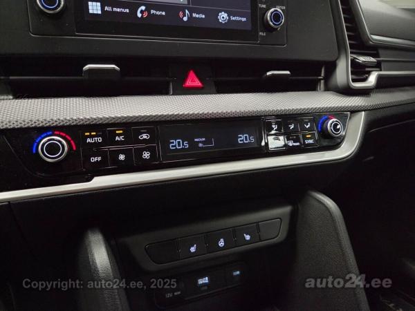 Pelēks Kia Sportage 2023 Tallina, ar dzinēja tilpumu 1.60 L un nobraukumu 51 tūkst. km par 19900 €, foto 11 vietnē AUTOMOTO.COM.LV