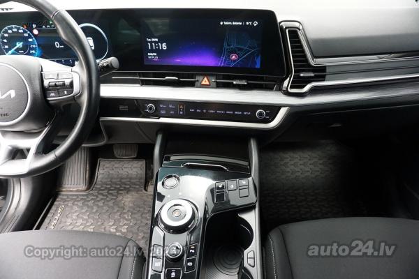 Grey Kia Sportage 2023 in Tallinn, with an engine capacity of 1.60 L and mileage of 126 thousand km for 25900 €, photo 6 on AUTOMOTO.COM.LV