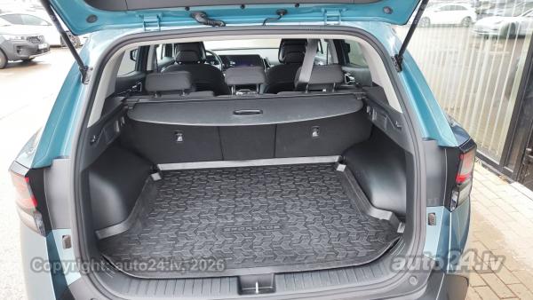 Pelēks Kia Sportage 2023 Tartu, ar dzinēja tilpumu 1.60 L un nobraukumu 45 tūkst. km par 26990 €, foto 5 vietnē AUTOMOTO.COM.LV
