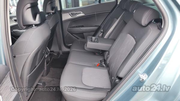 Pelēks Kia Sportage 2023 Tartu, ar dzinēja tilpumu 1.60 L un nobraukumu 45 tūkst. km par 26990 €, foto 6 vietnē AUTOMOTO.COM.LV
