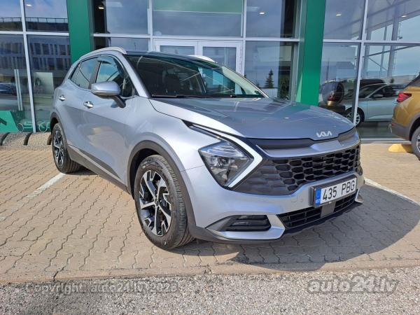 Grey Kia Sportage 2023 in Tartu, with an engine capacity of 1.60 L and mileage of 63 thousand km for 22000 €, photo 1 on AUTOMOTO.COM.LV