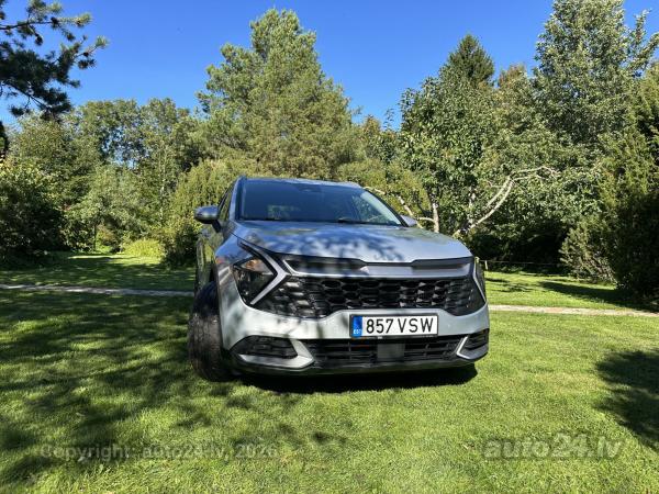 Pelēks Kia Sportage 2023 Tallina, ar dzinēja tilpumu 1.60 L un nobraukumu 25 tūkst. km par 27900 €, foto 1 vietnē AUTOMOTO.COM.LV
