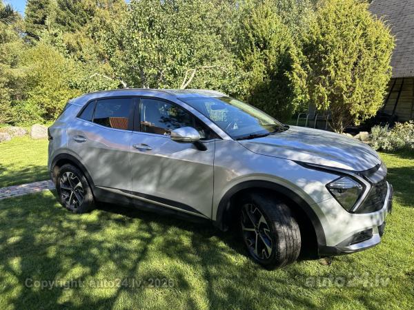 Pelēks Kia Sportage 2023 Tallina, ar dzinēja tilpumu 1.60 L un nobraukumu 25 tūkst. km par 27900 €, foto 3 vietnē AUTOMOTO.COM.LV
