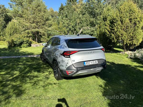 Pelēks Kia Sportage 2023 Tallina, ar dzinēja tilpumu 1.60 L un nobraukumu 25 tūkst. km par 27900 €, foto 4 vietnē AUTOMOTO.COM.LV
