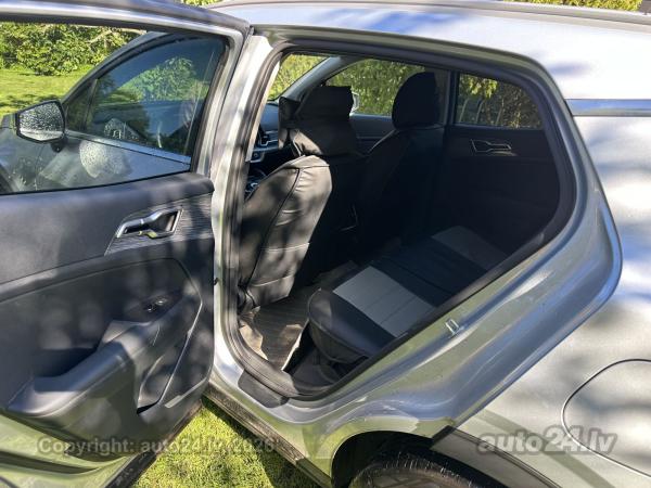 Pelēks Kia Sportage 2023 Tallina, ar dzinēja tilpumu 1.60 L un nobraukumu 25 tūkst. km par 27900 €, foto 7 vietnē AUTOMOTO.COM.LV
