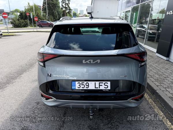 Grey Kia Sportage 2024 in Tallinn, with an engine capacity of 1.60 L and mileage of 117 thousand km for 29900 €, photo 3 on AUTOMOTO.COM.LV