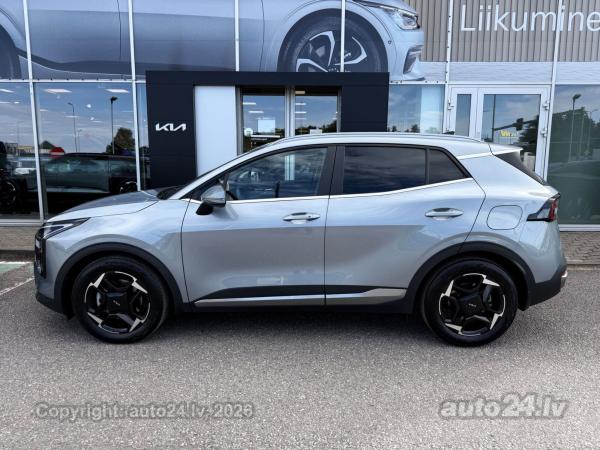 Grey Kia Sportage 2025 in Tallinn, with an engine capacity of 1.60 L and mileage of 17 thousand km for 30900 €, photo 2 on AUTOMOTO.COM.LV