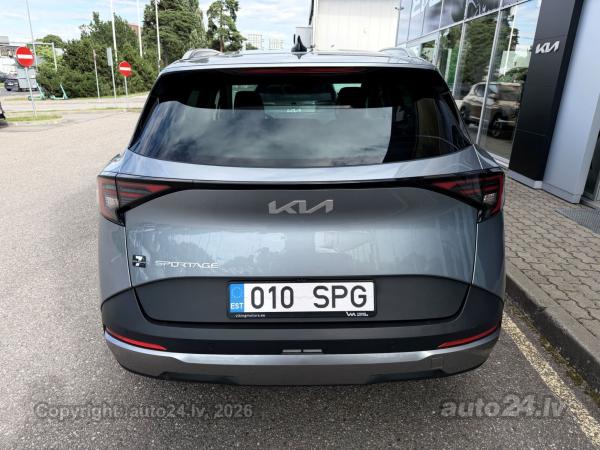 Grey Kia Sportage 2025 in Tallinn, with an engine capacity of 1.60 L and mileage of 17 thousand km for 30900 €, photo 3 on AUTOMOTO.COM.LV