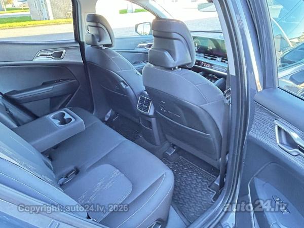 Grey Kia Sportage 2025 in Rakvere, with an engine capacity of 1.60 L and mileage of 100 thousand km for 27990 €, photo 10 on AUTOMOTO.COM.LV