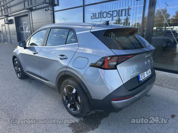 Kia Sportage 2025 Tartu vietnē Pelēks Kia Sportage 2025 Tartu, ar dzinēja tilpumu 1.60 L un nobraukumu 12 tūkst. km par 30990 €, foto 4 vietnē AUTOMOTO.COM.LV