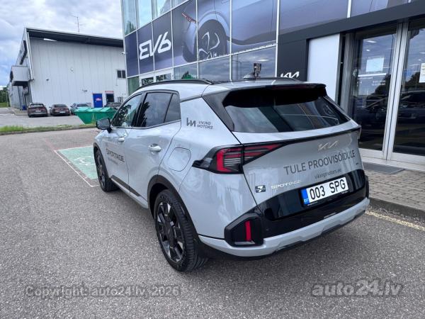 Grey Kia Sportage 2026 in Tallinn, with an engine capacity of 1.60 L and mileage of 4 thousand km for 42900 €, photo 4 on AUTOMOTO.COM.LV