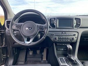 Kia Sportage 2016 Narva, ar dzinēja tilpumu 1.60 L un nobraukumu 135 tūkst. km par 11000 €, foto 15 vietnē AUTOMOTO.COM.LV