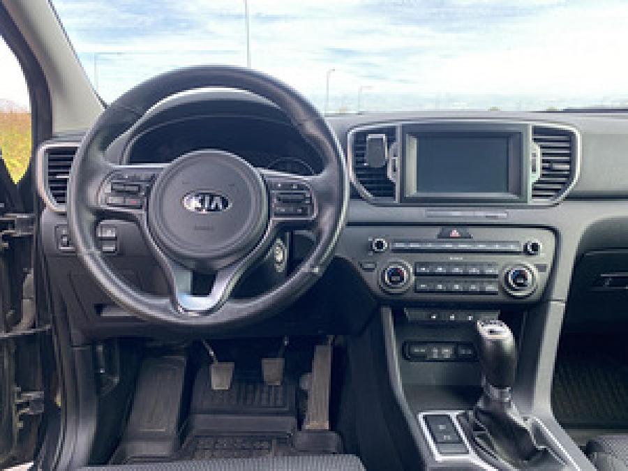 Kia Sportage 2016 Narva, ar dzinēja tilpumu 1.60 L un nobraukumu 135 tūkst. km par 11000 €, foto 15 vietnē AUTOMOTO.COM.LV