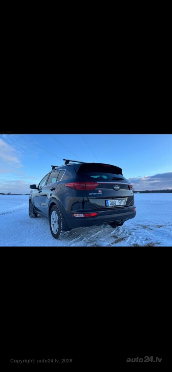 Kia Sportage 2017 in Tallinn, with an engine capacity of 1.70 L and mileage of 265 thousand km for 9000 €, photo 3 on AUTOMOTO.COM.LV