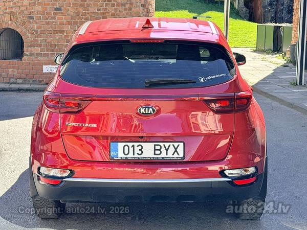 Kia Sportage 2018 in Tallinn, with an engine capacity of 1.60 L and mileage of 217 thousand km for 9500 €, photo 3 on AUTOMOTO.COM.LV