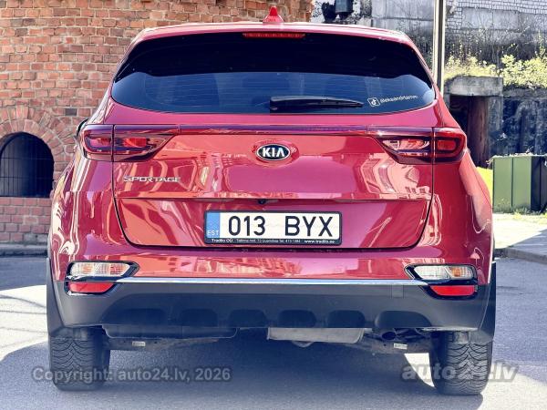 Kia Sportage 2018 in Tallinn, with an engine capacity of 1.60 L and mileage of 217 thousand km for 9500 €, photo 8 on AUTOMOTO.COM.LV