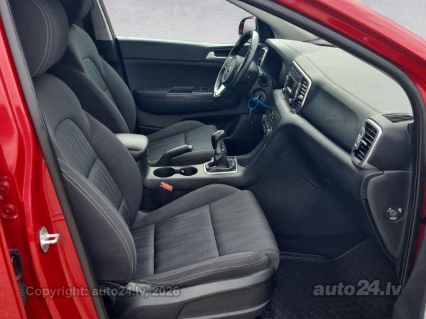 Kia Sportage 2018 in Johvi, with an engine capacity of 1.60 L and mileage of 78 thousand km for 12900 €, photo 8 on AUTOMOTO.COM.LV