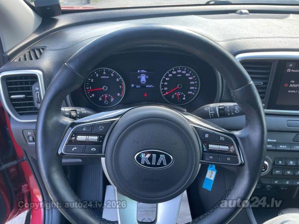 Kia Sportage 2020 in Tartu, with an engine capacity of 1.60 L and mileage of 87 thousand km for 15900 €, photo 5 on AUTOMOTO.COM.LV