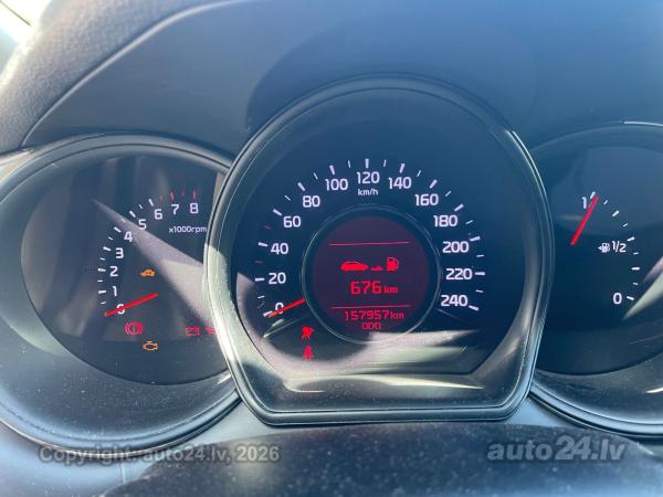 Kia Sportage 2020 in Tartu, with an engine capacity of 1.60 L and mileage of 87 thousand km for 15900 €, photo 6 on AUTOMOTO.COM.LV