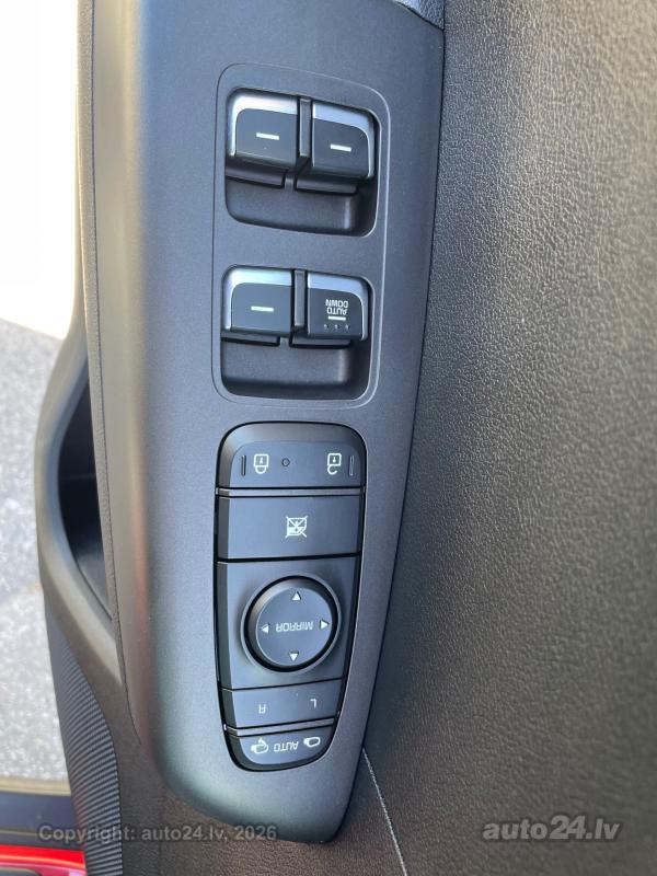 Kia Sportage 2020 in Tartu, with an engine capacity of 1.60 L and mileage of 87 thousand km for 15900 €, photo 9 on AUTOMOTO.COM.LV