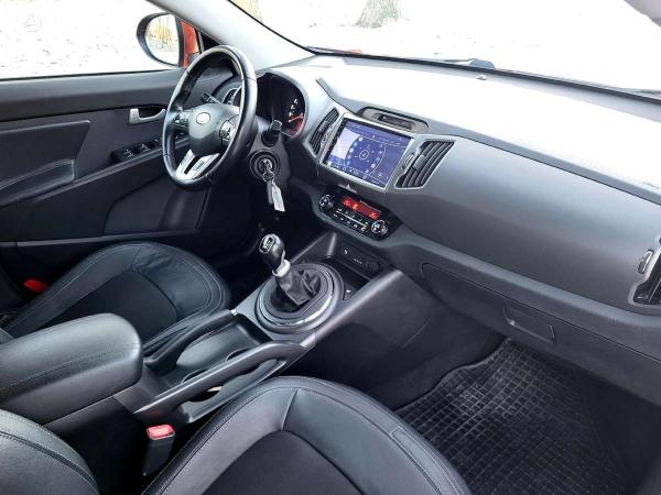 Oranžs Kia Sportage 2012 Šauļi, ar dzinēja tilpumu 1.60 L un nobraukumu 211 tūkst. km par 5950 €, foto 8 vietnē AUTOMOTO.COM.LV