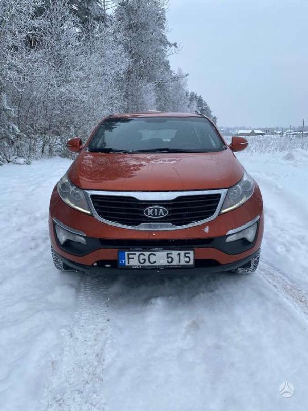 Oranžs Kia Sportage 2012 Viļņa, ar dzinēja tilpumu 1.69 L un nobraukumu 217 tūkst. km par 6700 €, foto 2 vietnē AUTOMOTO.COM.LV
