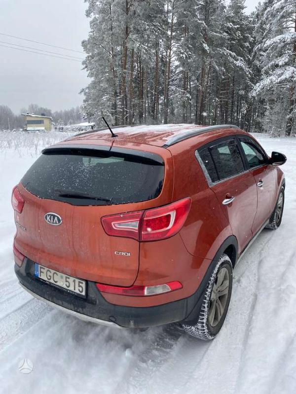 Oranžs Kia Sportage 2012 Viļņa, ar dzinēja tilpumu 1.69 L un nobraukumu 217 tūkst. km par 6700 €, foto 4 vietnē AUTOMOTO.COM.LV