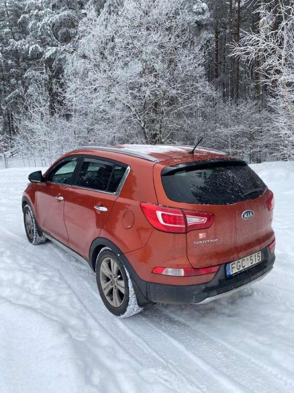 Oranžs Kia Sportage 2012 Viļņa, ar dzinēja tilpumu 1.69 L un nobraukumu 217 tūkst. km par 6700 €, foto 5 vietnē AUTOMOTO.COM.LV