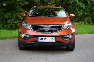 Orange Kia Sportage 2012 in Alytus, with an engine capacity of 2.00 L and mileage of 193 thousand km for 6500 €, photo  on AUTOMOTO.COM.LV